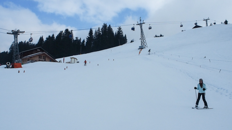 Things to do in Gstaad, In Winter - Clutch & Carry-On