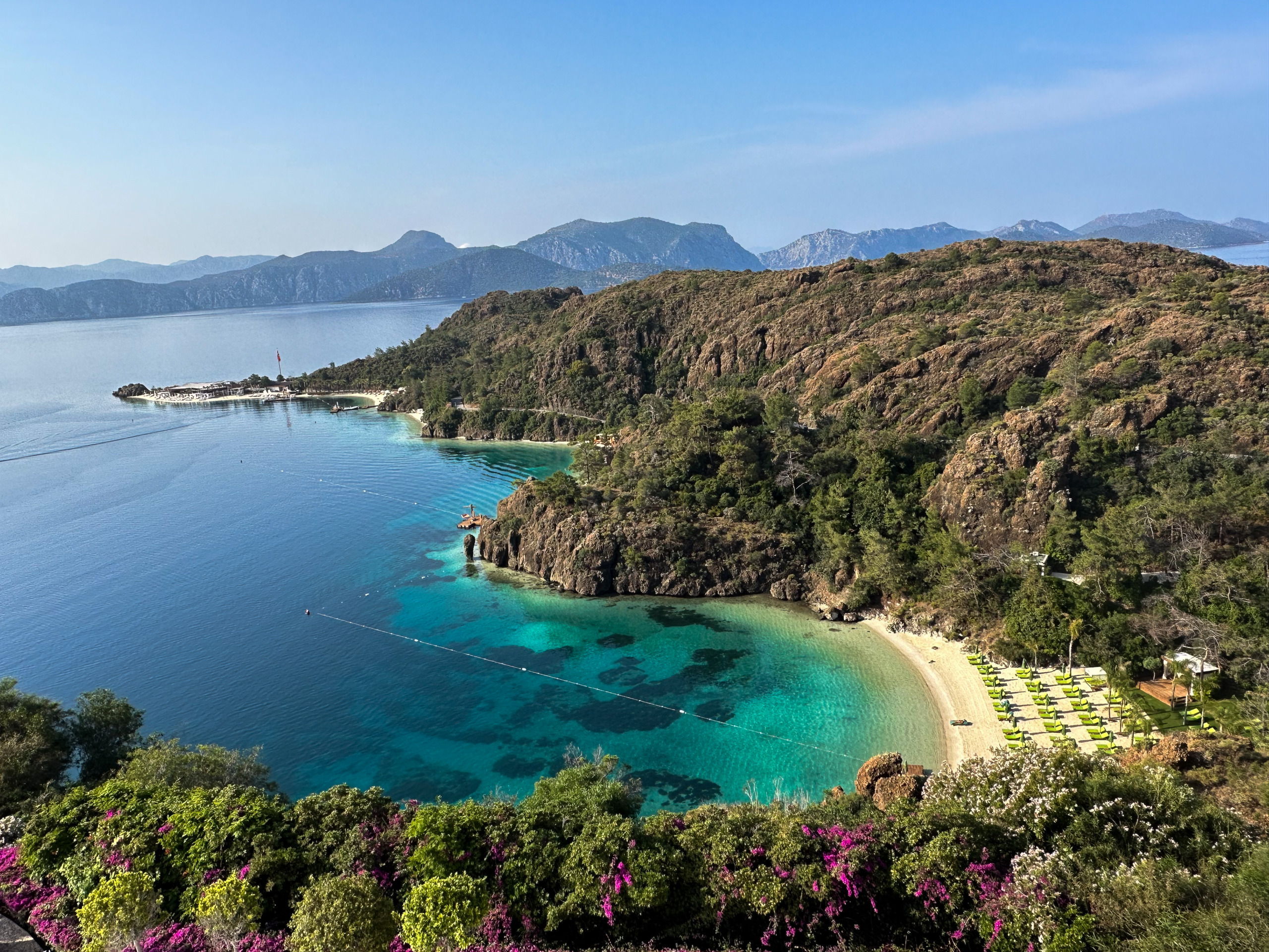 D Maris Bay: Where Nature's Beauty Meets Unparalleled Luxury - Clutch ...